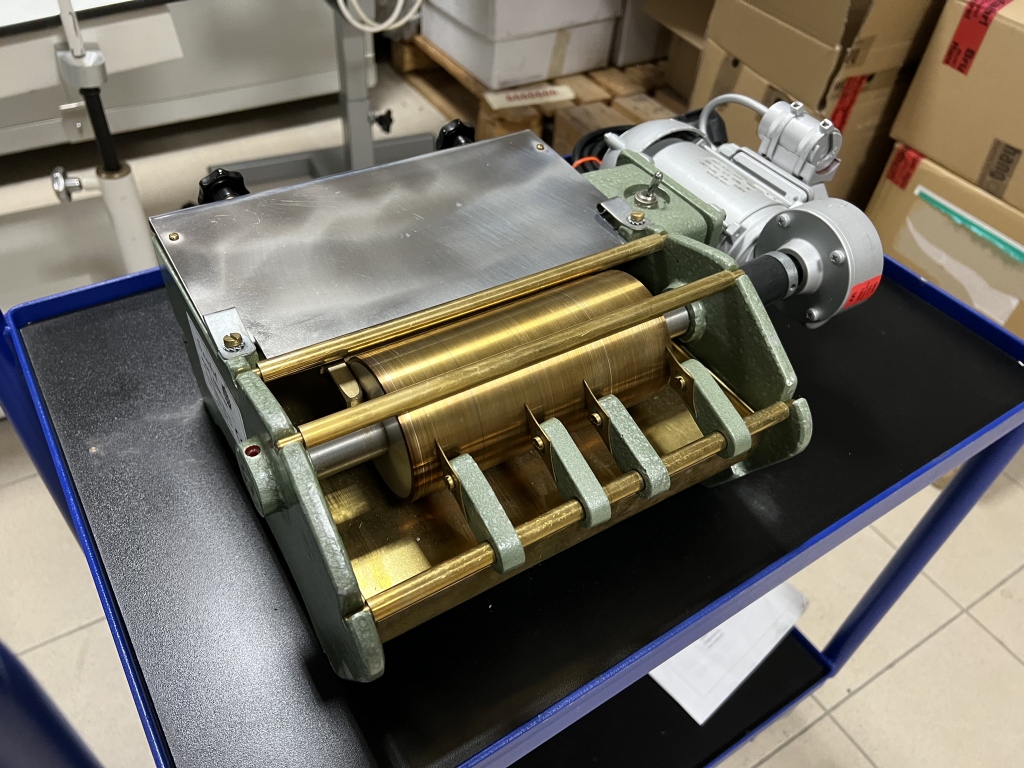 Sumbel Enano 150 gluing machine - Lidograf printing machines